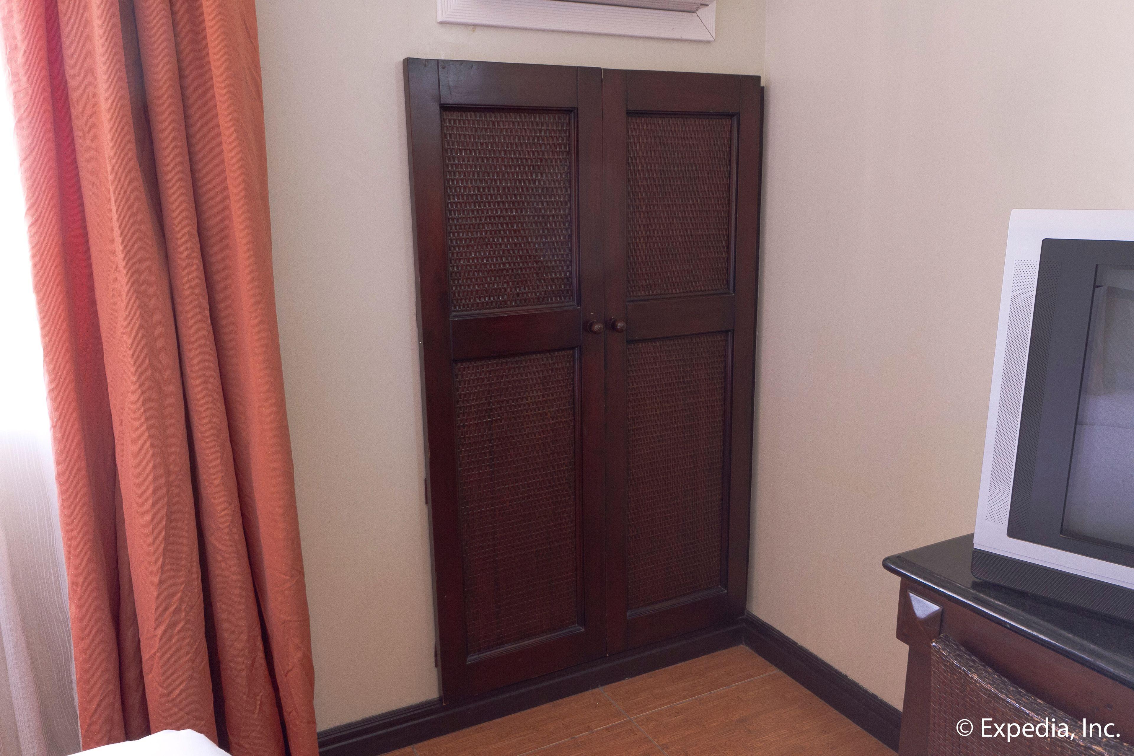 HOTEL EGI RESORT AND | ⋆⋆⋆ | LAPU-LAPU CITY, PHILIPPINES | SEASON DEALS ...